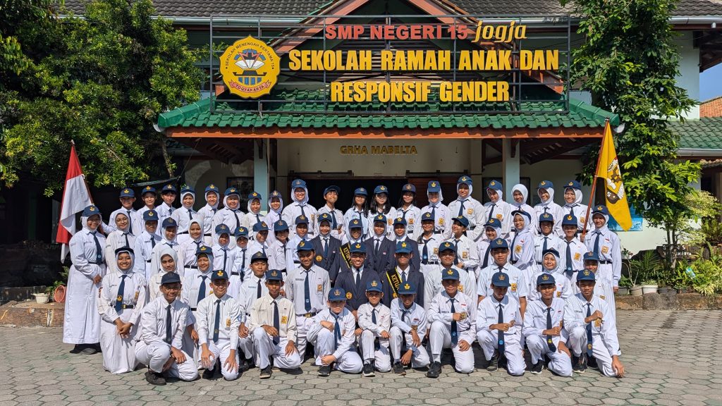 Pelantikan Pengurus OSIS dan MPK Periode 2024 – 2025 – SMP Negeri 15 ...